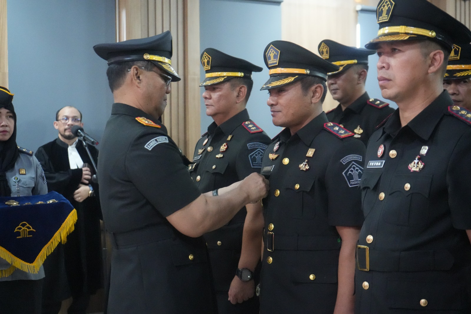 Kakanwil Kemenkumham Sumsel Lantik 82 Pejabat Baru - Rakyat Sulbar Kakanwil Kemenkumham Sumsel Lantik 82 Pejabat Baru - Rakyat Sulbar